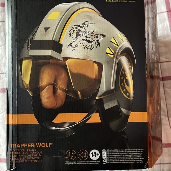 Hasbro | VR, AR & Accessories | Star Wars Black Series Trapper Wolf ...